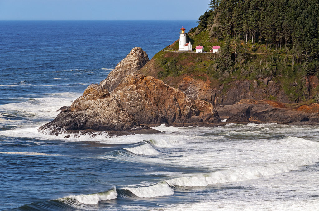 Yachats: A Beautiful Destination on the Coast of Oregon • Wander Your Way