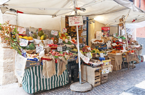 9 Yummy Tips for Eating in Europe • Wander Your Way