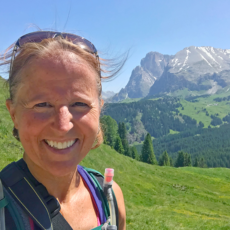Lynne Sasso SQ • Wander Your Way