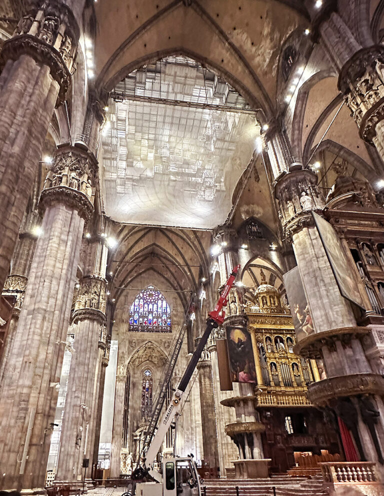 Tips for Visiting the Beautiful and Impressive Milan Duomo Italy ...