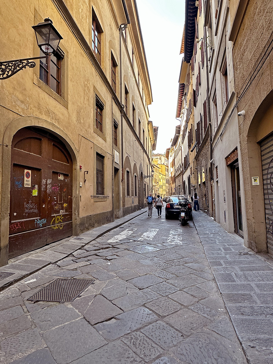 Why the Wonderful Oltrarno Is the Best Neighborhood in Florence ...